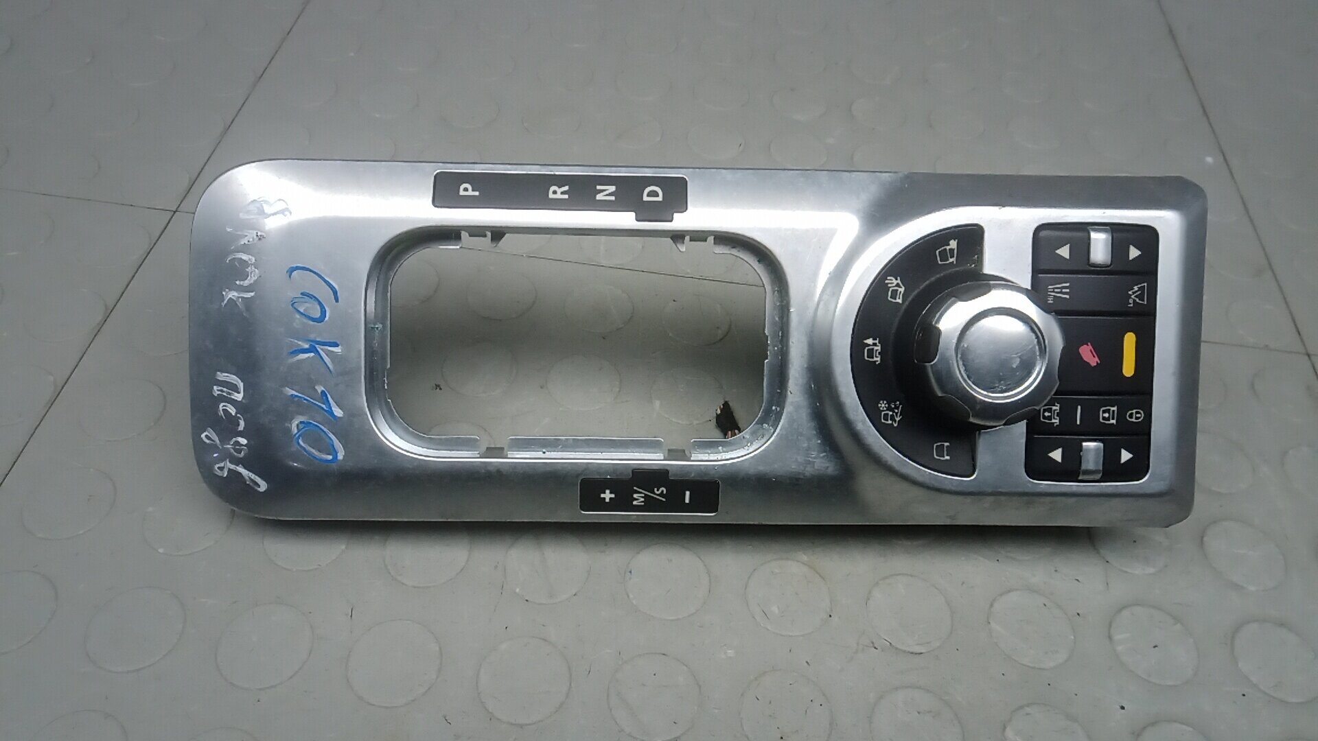 Блок управления подвеской LAND ROVER RANGE ROVER 3, Номер YUD501361MVM