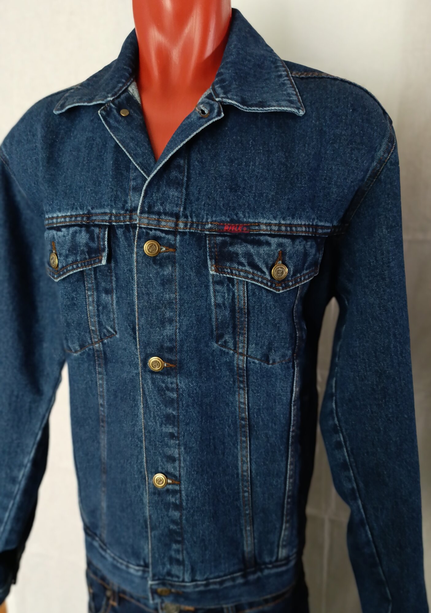 Куртка спортивная S-56