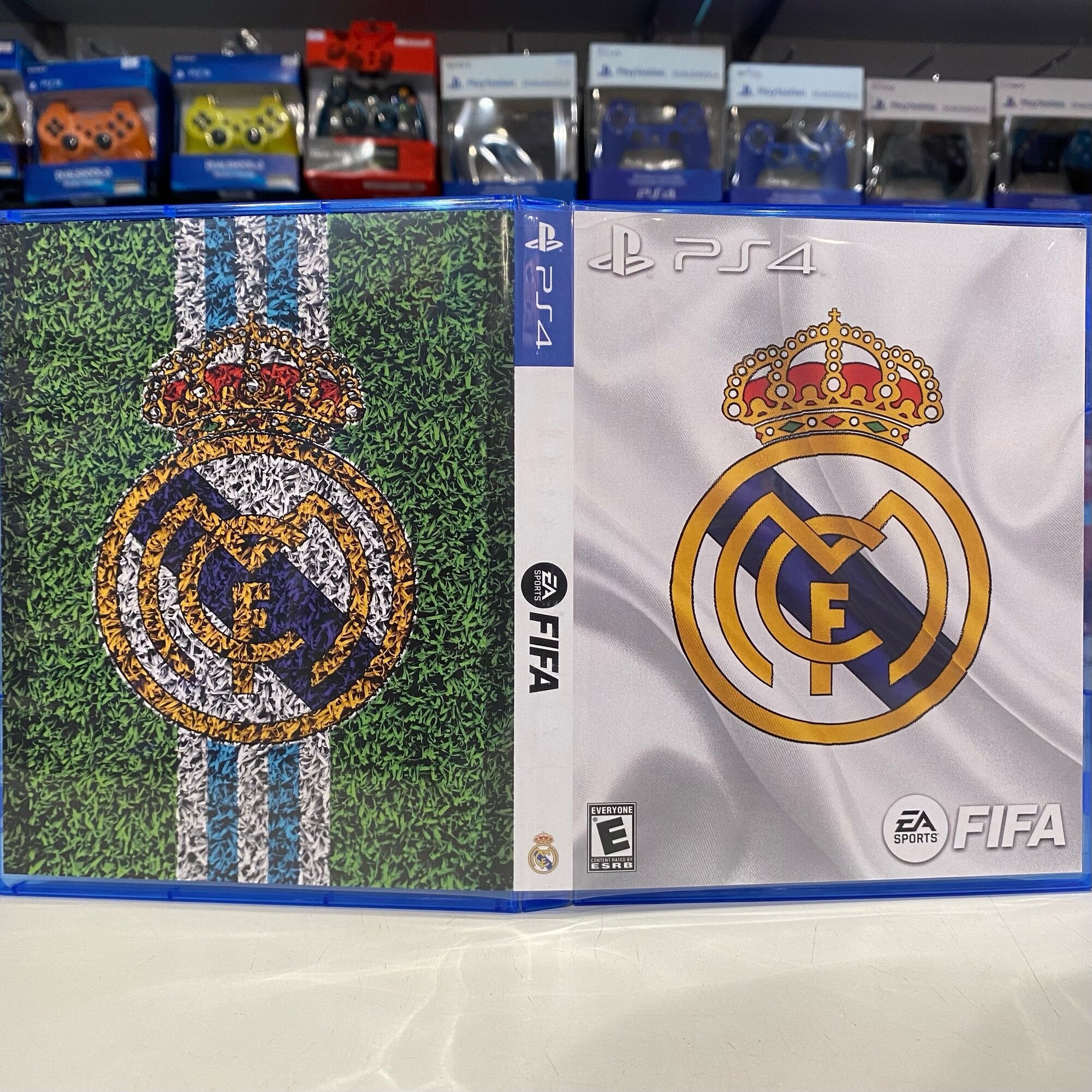 Эксклюзивная обложка PS4 для FIFA Real Madrid №1