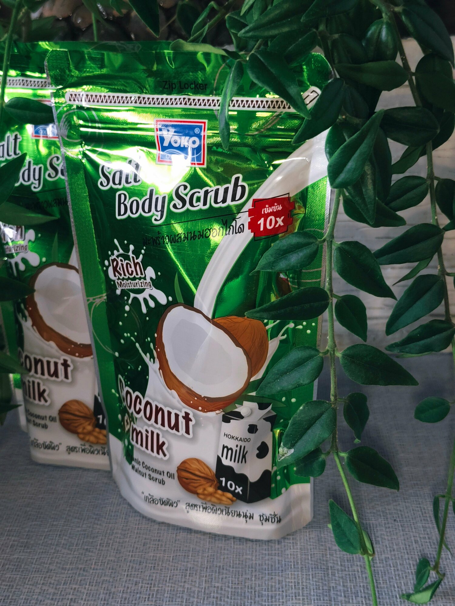 Скраб солевой для тела Кокос и Молоко Yoko Salt Scrub 350гр.