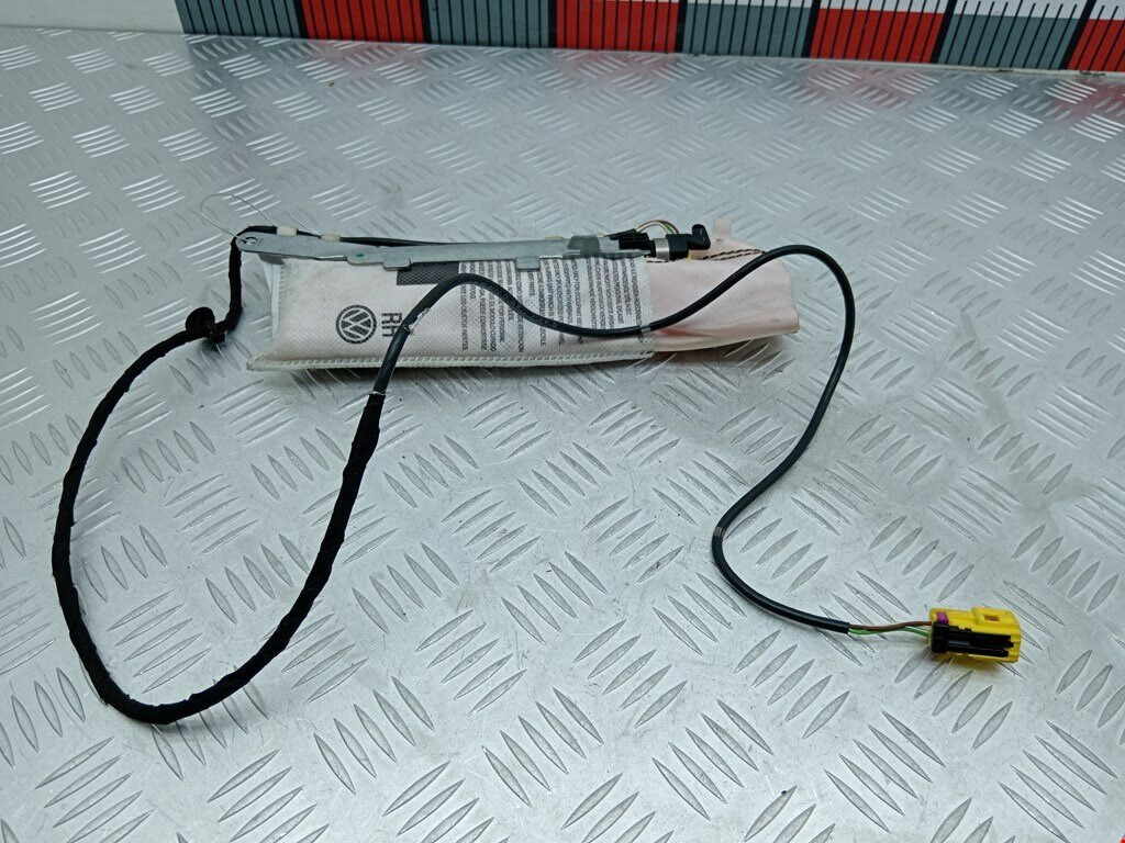 Подушка безопасности боковая (в сиденье) Skoda Rapid 1 5JA880241B арт. 1832778