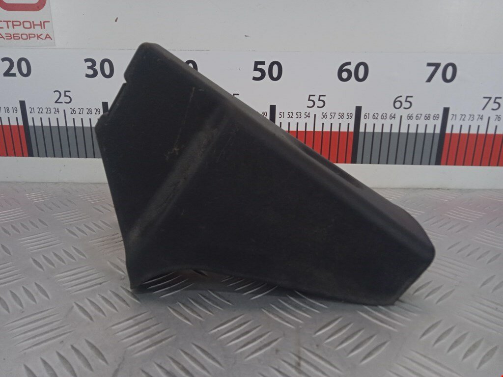 Кронштейн (крепление салазки и прочие) сиденья Land Rover Discovery 3 EAM500031PVJ арт. 1504292