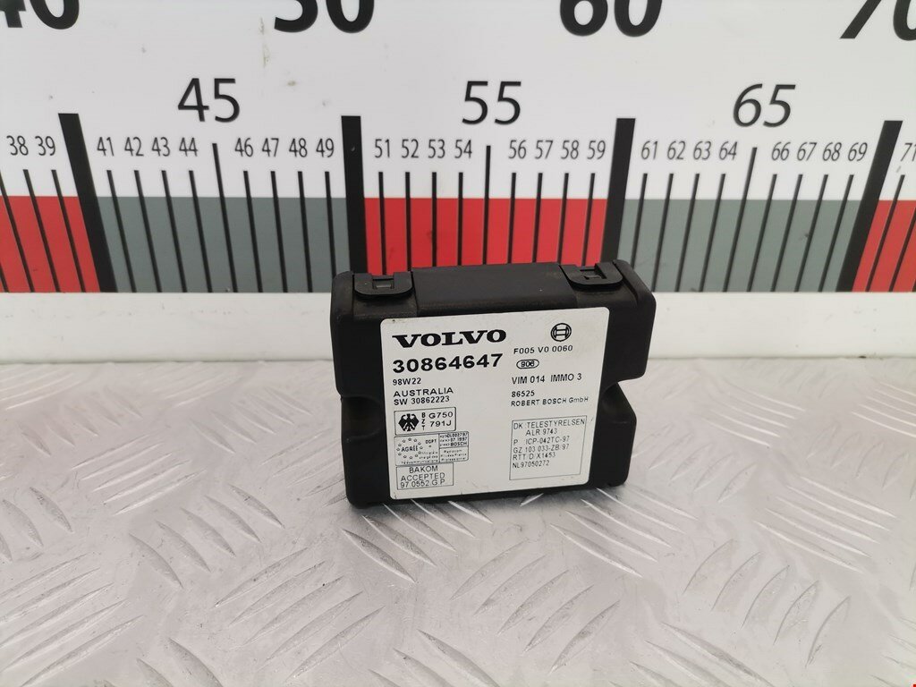 Иммобилайзер Volvo S40 V40 1 30864647 арт. 1514195