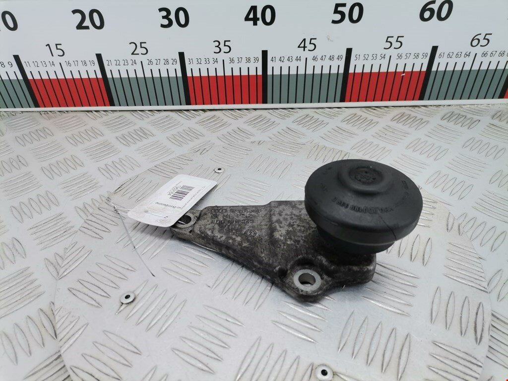 Подушка (опора) крепления двигателя Volkswagen Passat 5 GP 8D0199343N арт. 1969164