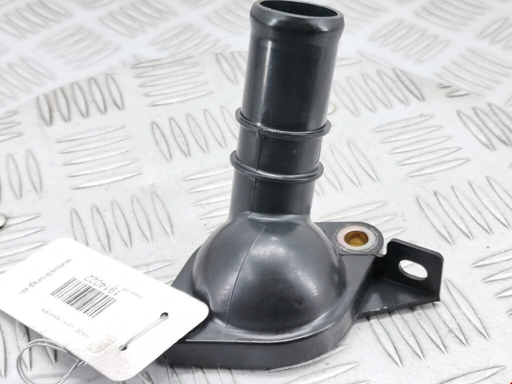 Корпус термостата Mazda 3 BK ZJ0115172 арт. 1914022