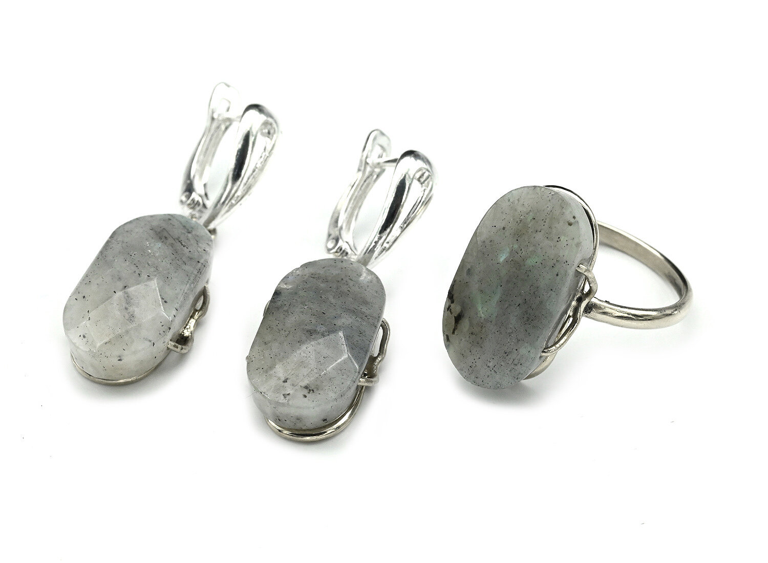 Комплект бижутерии: серьги, кольцо, лабрадорит