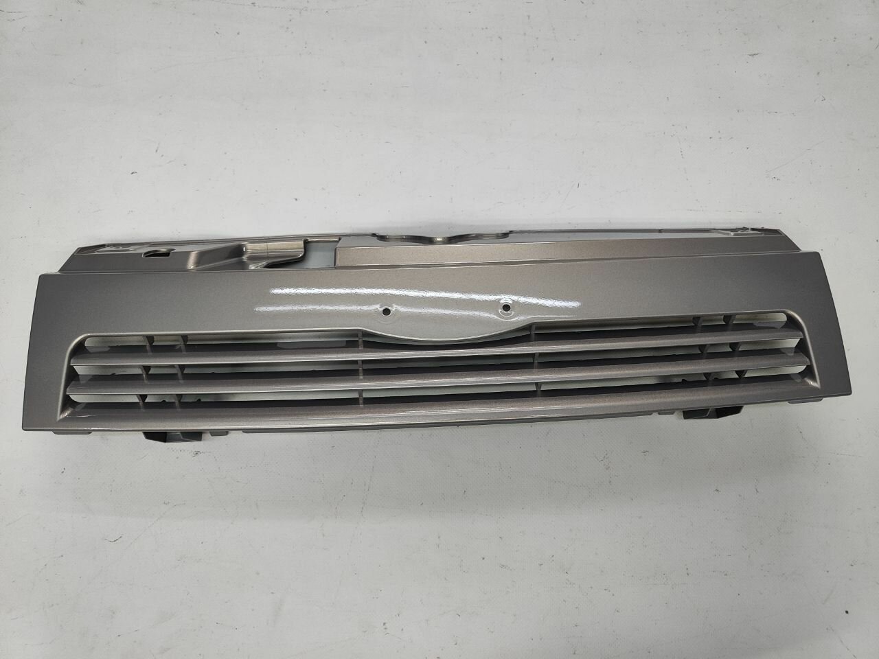 Решетка радиатора ваз 2110-2111- 2112 нового образца, в цвете "276 приз".