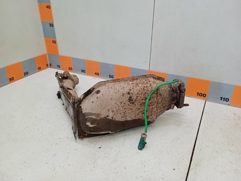 Б/У без катализатора, 1.8 Форд Фокус 1 Приемная труба глушителя Ford Focus 1998 1, DFW 233121 FORD арт. YS4Z5E212EA