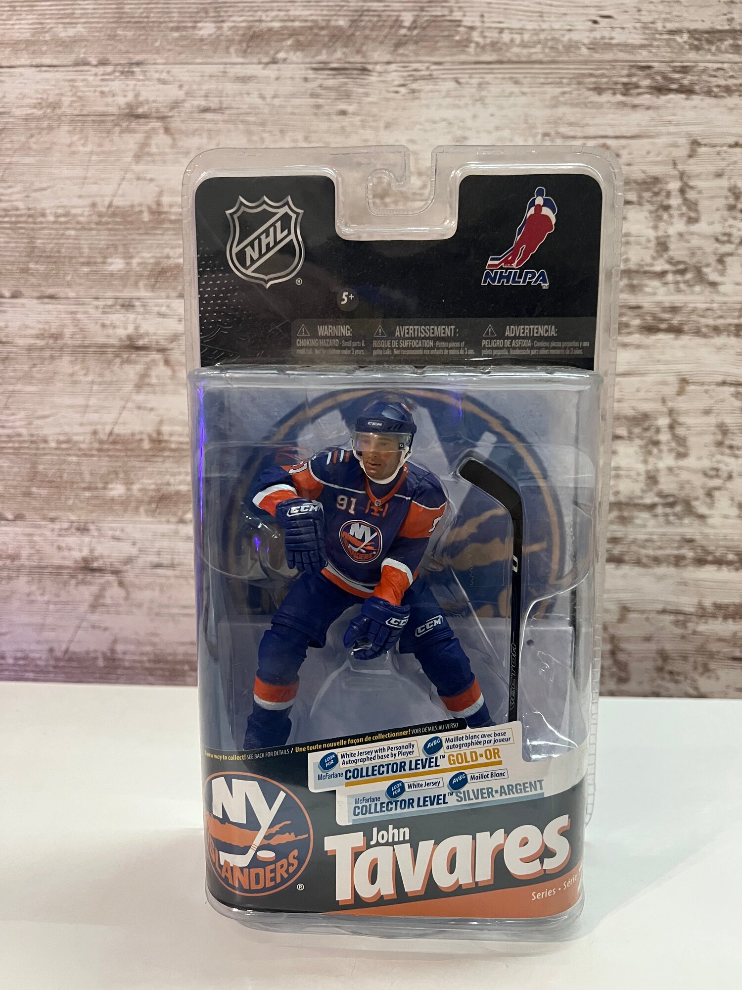 Фигурка Хоккеиста Джон Таварес, John Tavares, 18 см, NHL, 2010 года выпуска, от McFarlane toys