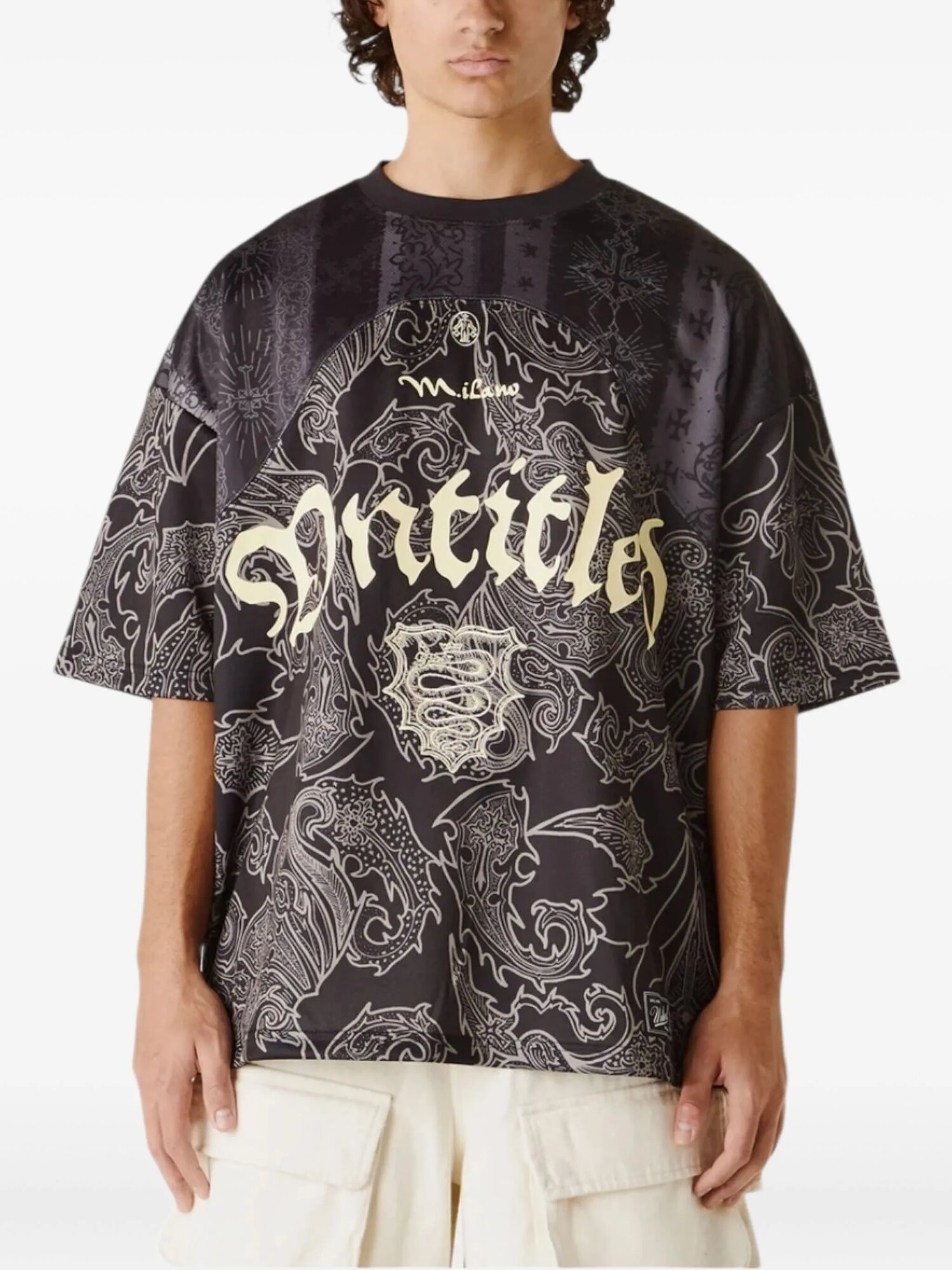 Футболка Untitled Artworks