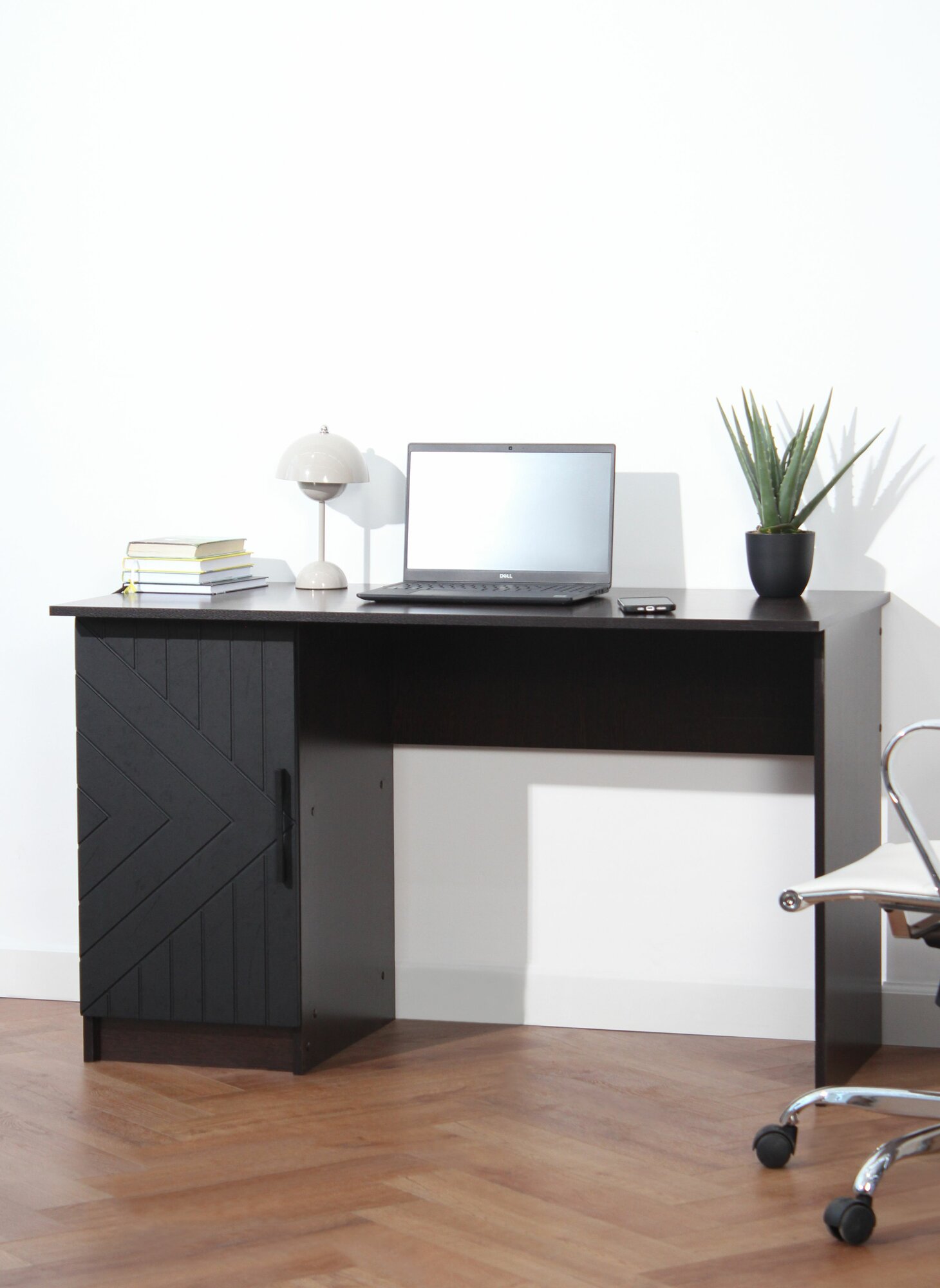 Компьютерный стол Копенгаген со створкой Венге/Черный матовый (Двенадцать стульев)