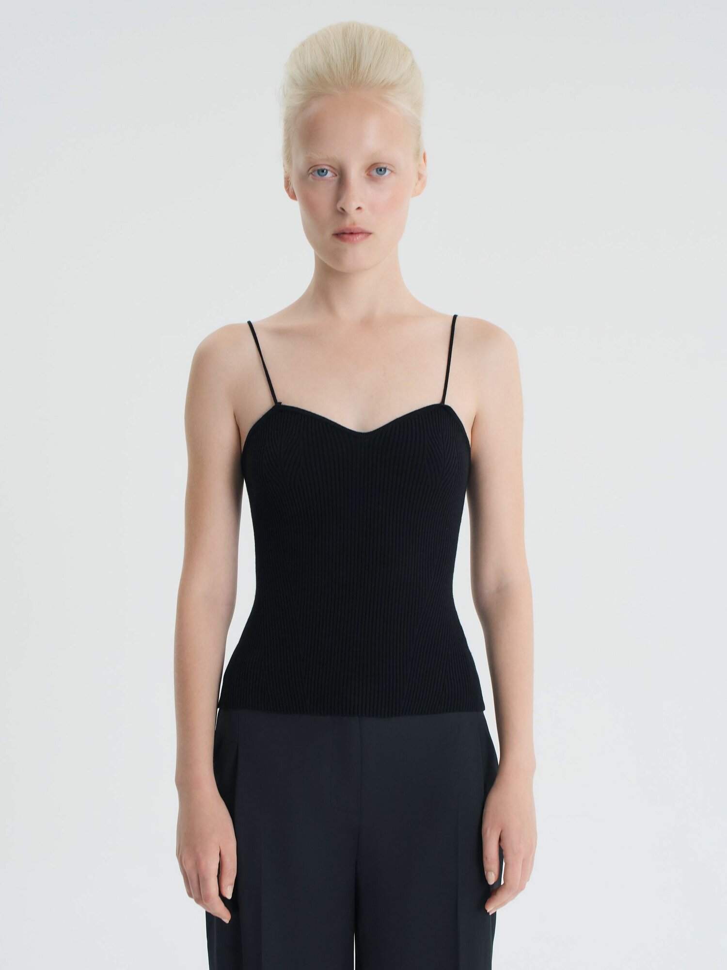 Топ спортивный