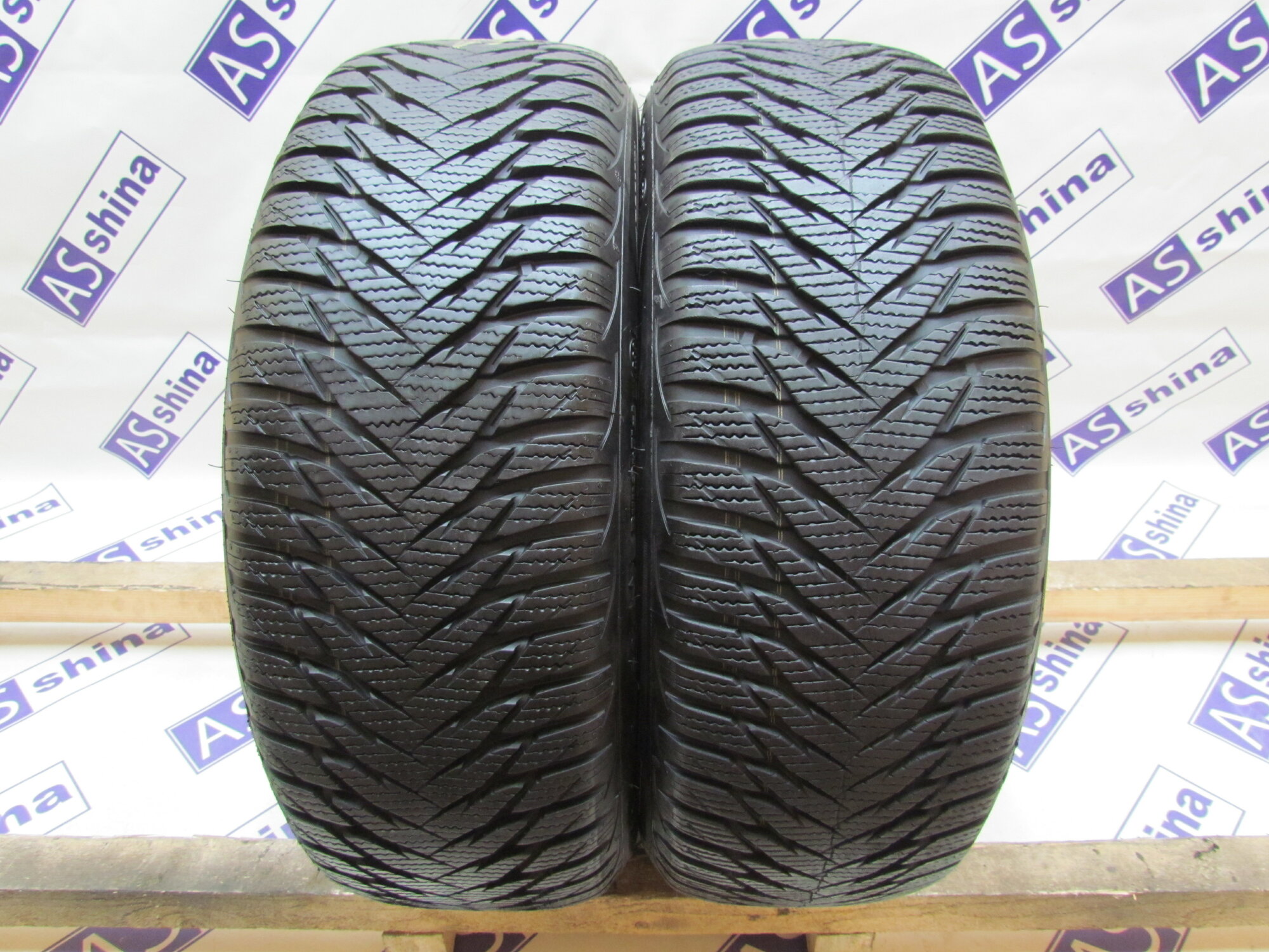 Goodyear UltraGrip 8 195 55 R16 RunFlat зимние БУ шины 5-10% износ , артикул 0023309
