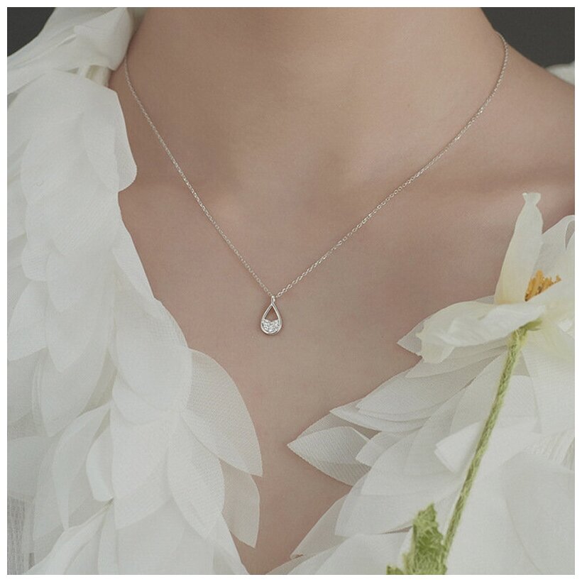 Колье, циркон