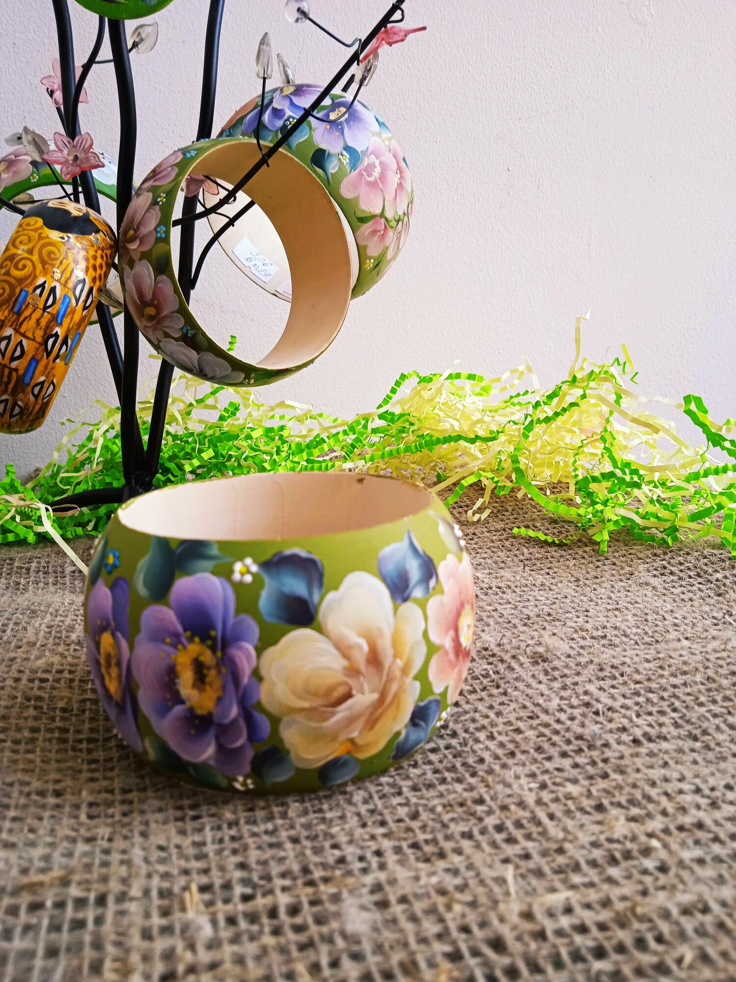 Жесткий браслет