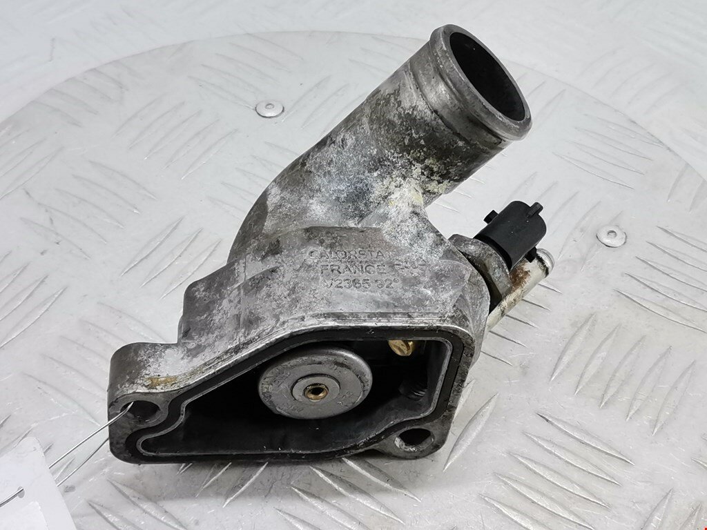 Корпус термостата Opel Astra G 95517660 арт. 1596713