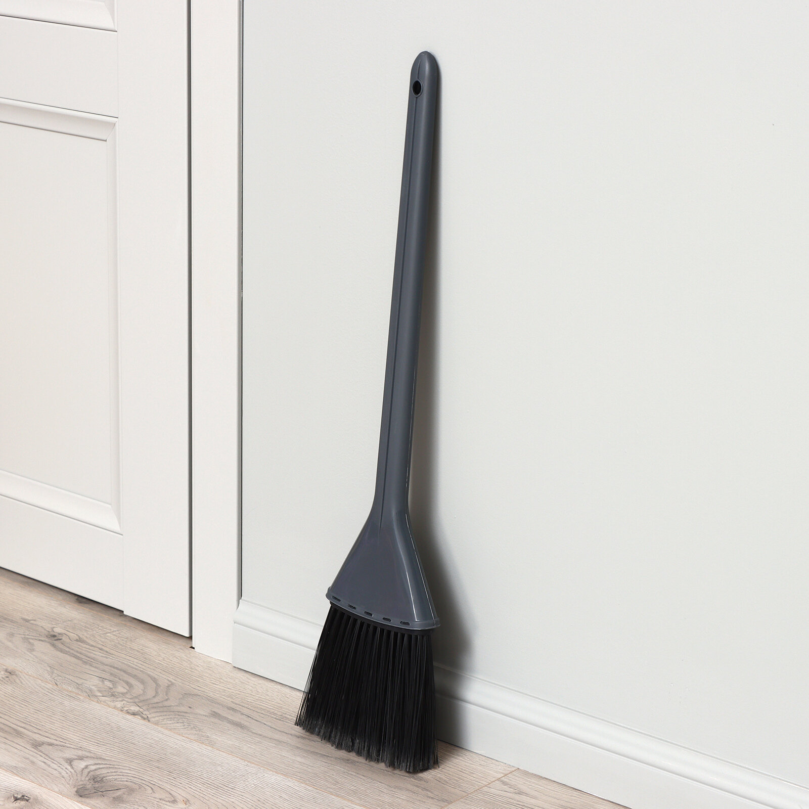 Веник пластик усиленный ворс Etna 76х23 см, цвет серый