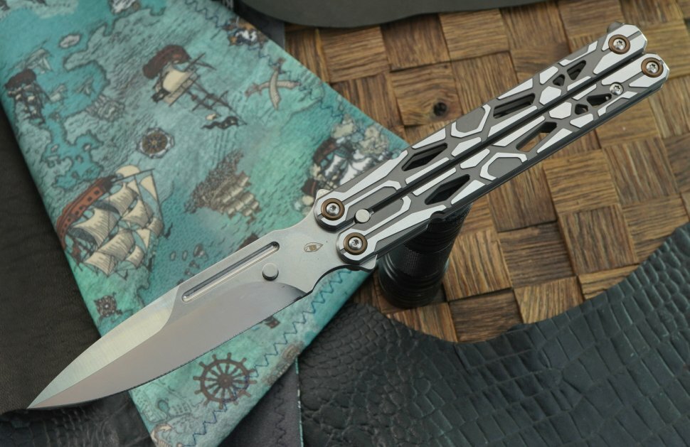 Нож-балисонг Reptilian Киборг 01Z