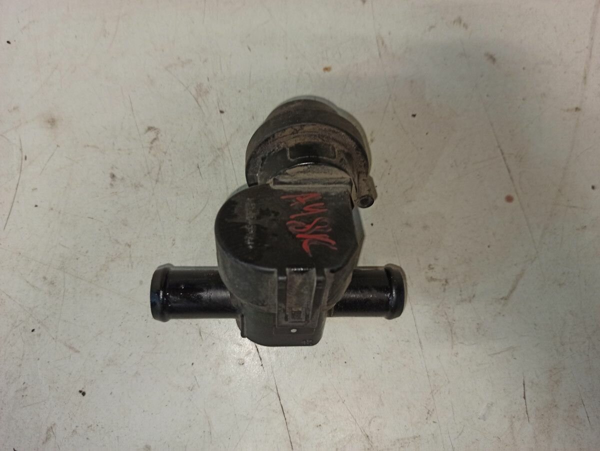 Кран клапан печки Audi A4 A5 Volkswagen 1J0819809 1J0819809