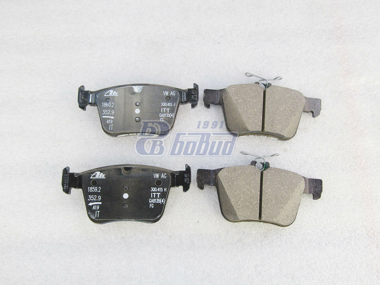 Колодки тормозные задние VAG 3Q0698451B