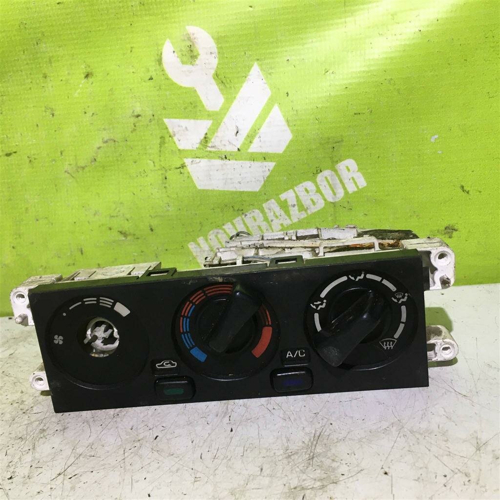 Блок управления печкой Nissan Almera N15 95-00