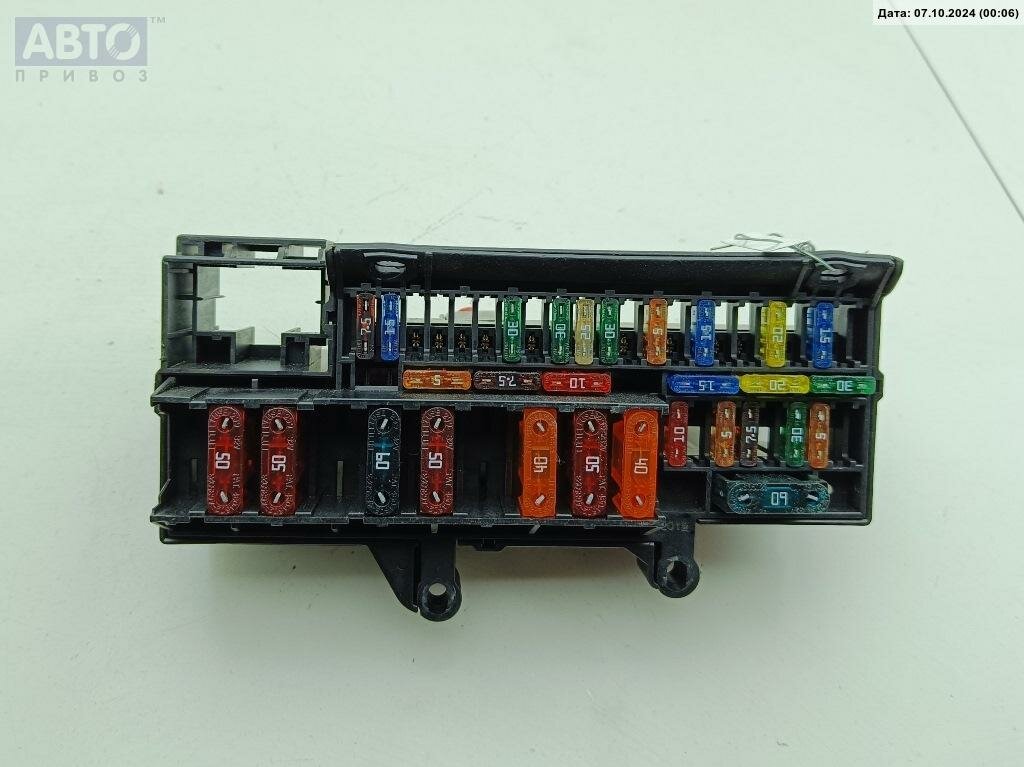 Блок предохранителей BMW 7 E65/E66 (2001-2008)
