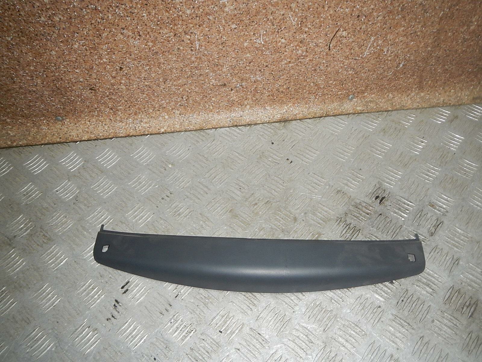 Б/У Накладка (кузов внутри), Renault (Рено)-MEGANE II (02-09) RENAULT MEGANE II (02-09) На стоп сигнал. Без повреждений. ...