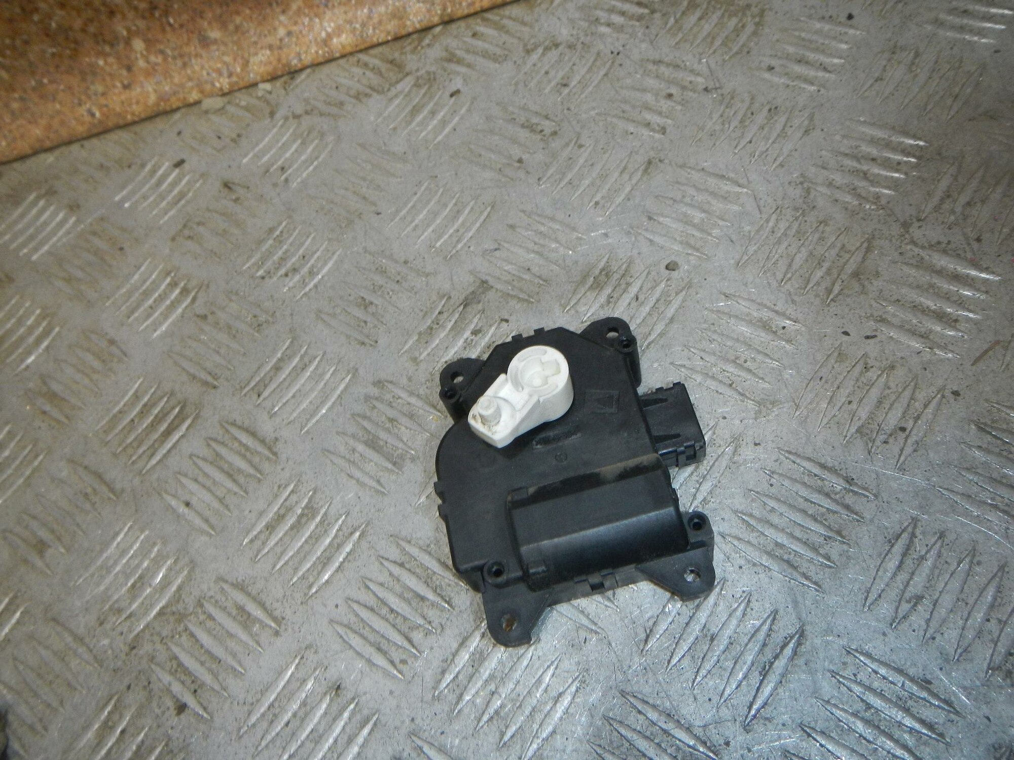 Б/У Моторчик заслонки отопителя, Honda (Хонда)-CIVIC 4D (06-12) HONDA CIVIC 4D (06-12) Без видимых повреждений. 502497 H...