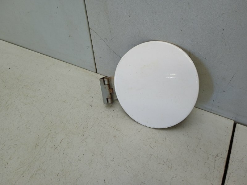 Б/У лючок топливного бака, Киа Спортейдж 1 Лючок бензобака Kia Sportage 1999 1, JA 176883 Hyundai-KIA арт. 0K01942410