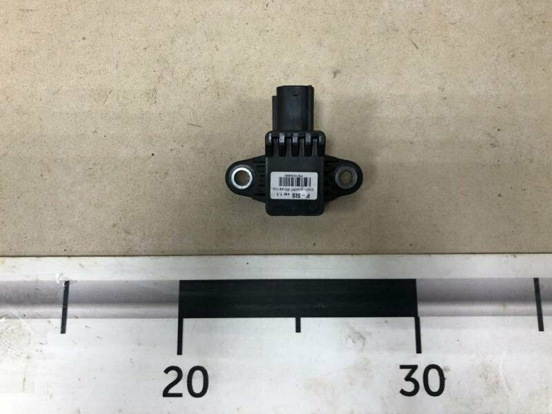 Датчик AIR BAG Kia Cerato YD 2013-2020 кат.номер: 95920A3000