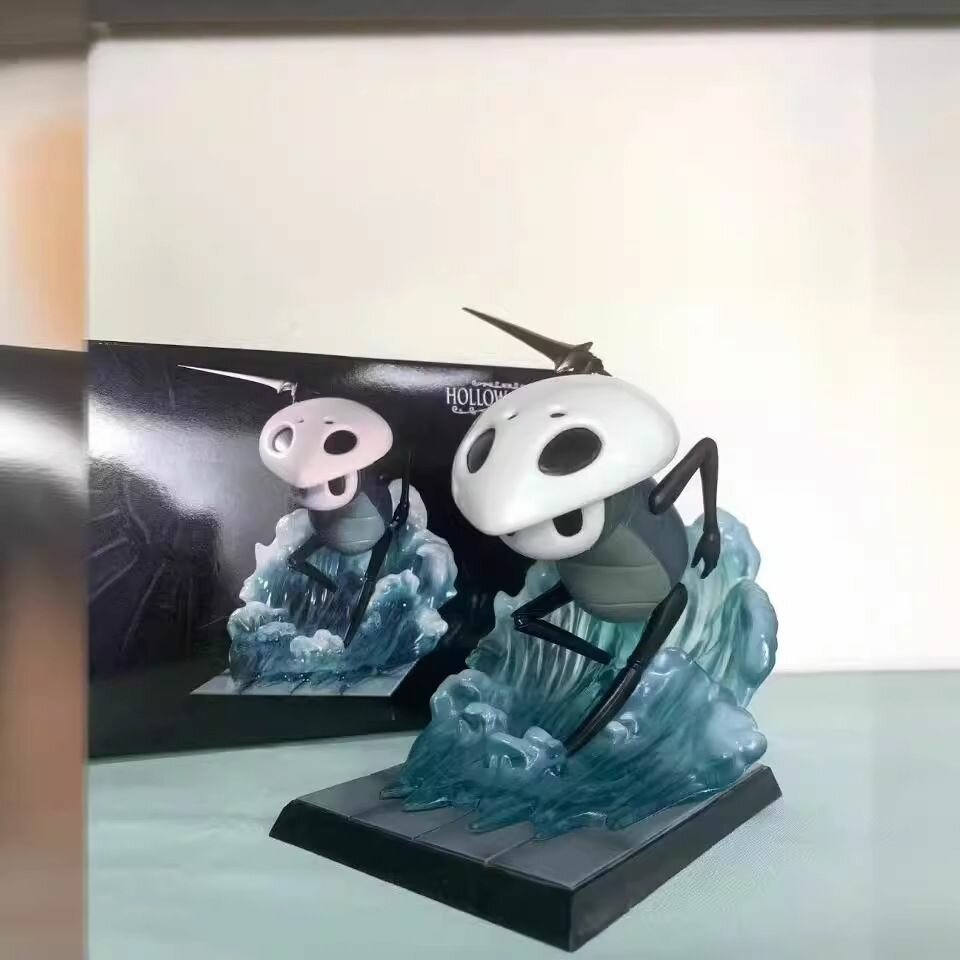 Игровые персонажи Hollow Knight Quirrel боевая стойка 15CM