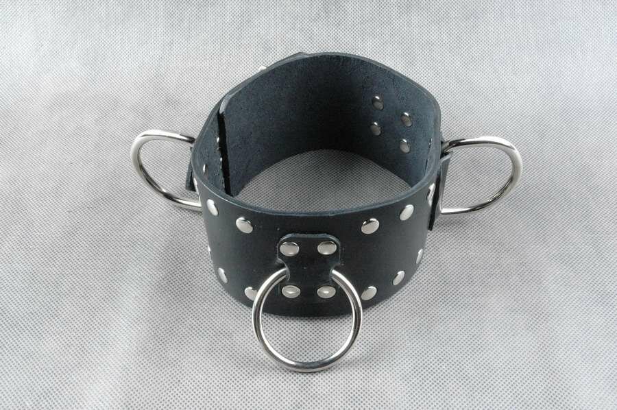 Ошейник Beastly, широкий, с кольцами, черный