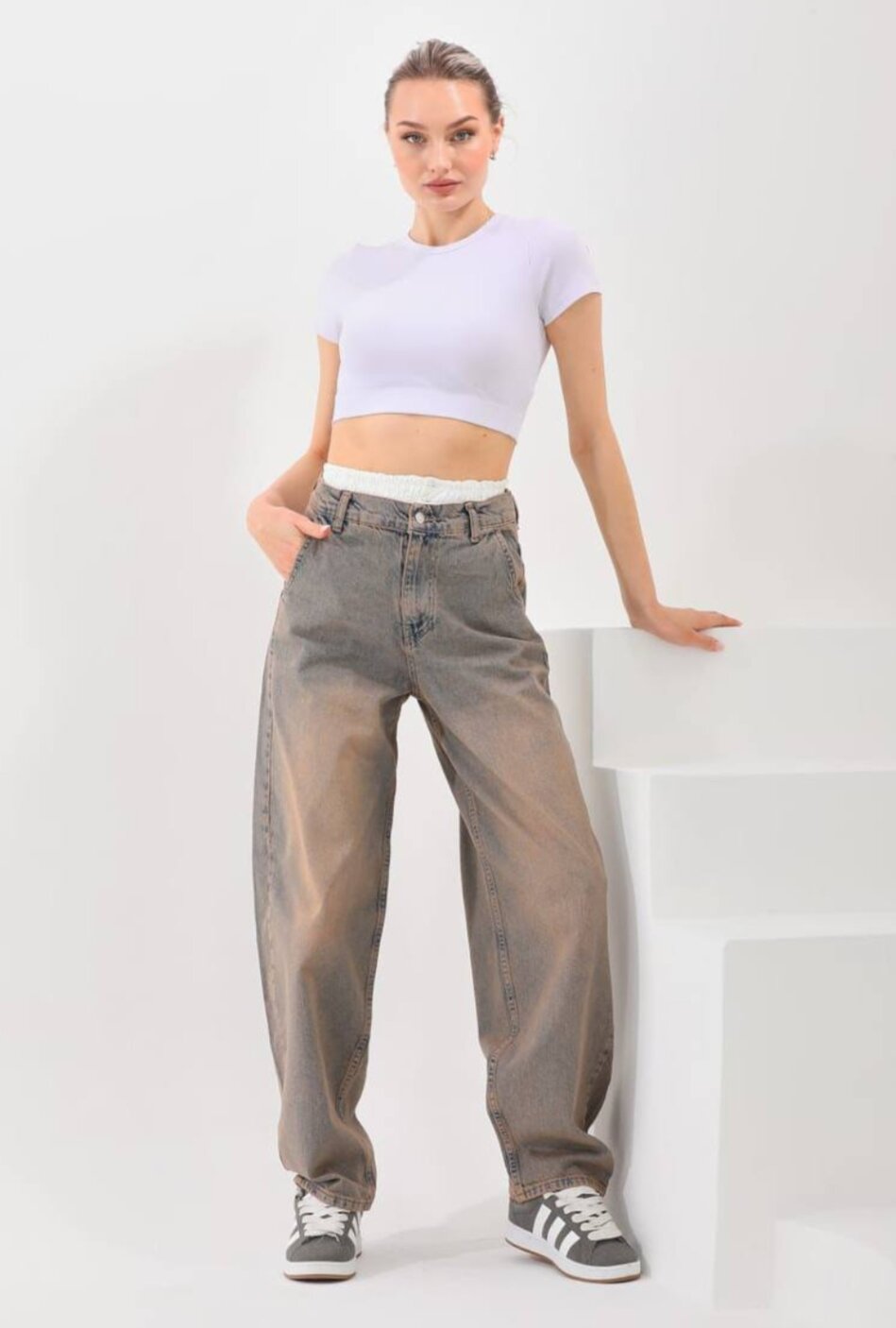 Джинсы багги