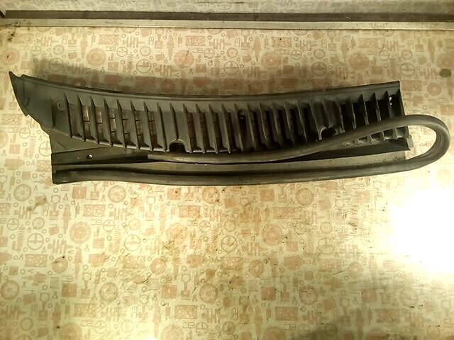 Дождевик (жабо) Daihatsu Terios 55781-87402 арт. 381367