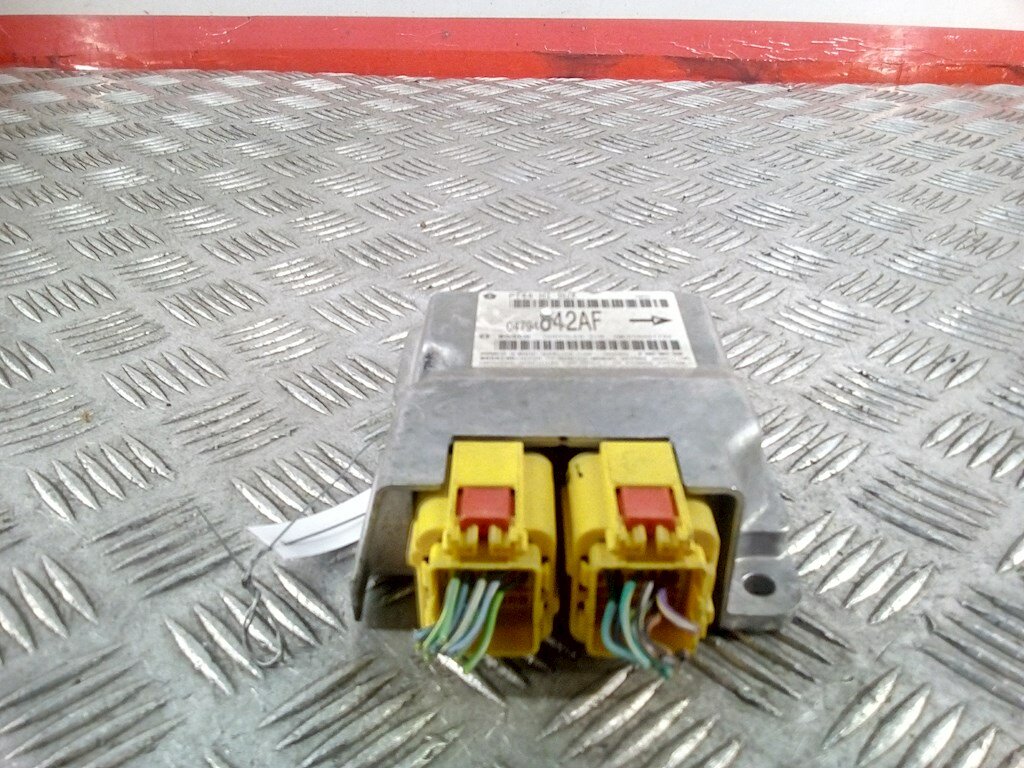 Блок управления Air Bag Chrysler PT Cruiser 04794842AE арт. 479994