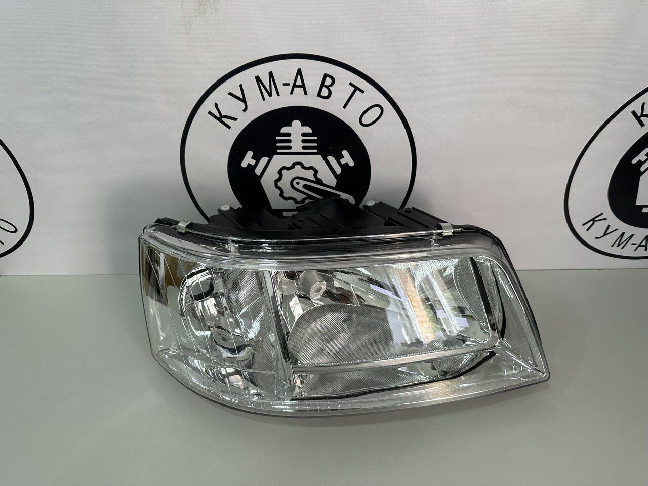 Правая фара Т5 Фольксваген Транспортер 5 Мультивэн 5 Transporter автобус /California, Caravelle V Dpa отличное качество