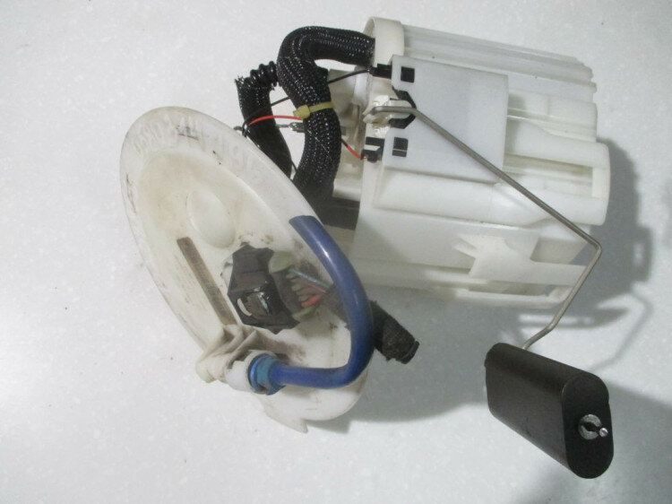 Бензонасос 13238851 05803141196 13119487 Опель Астра H Zafira B 1,6-1,8 литра Bosch в сборе