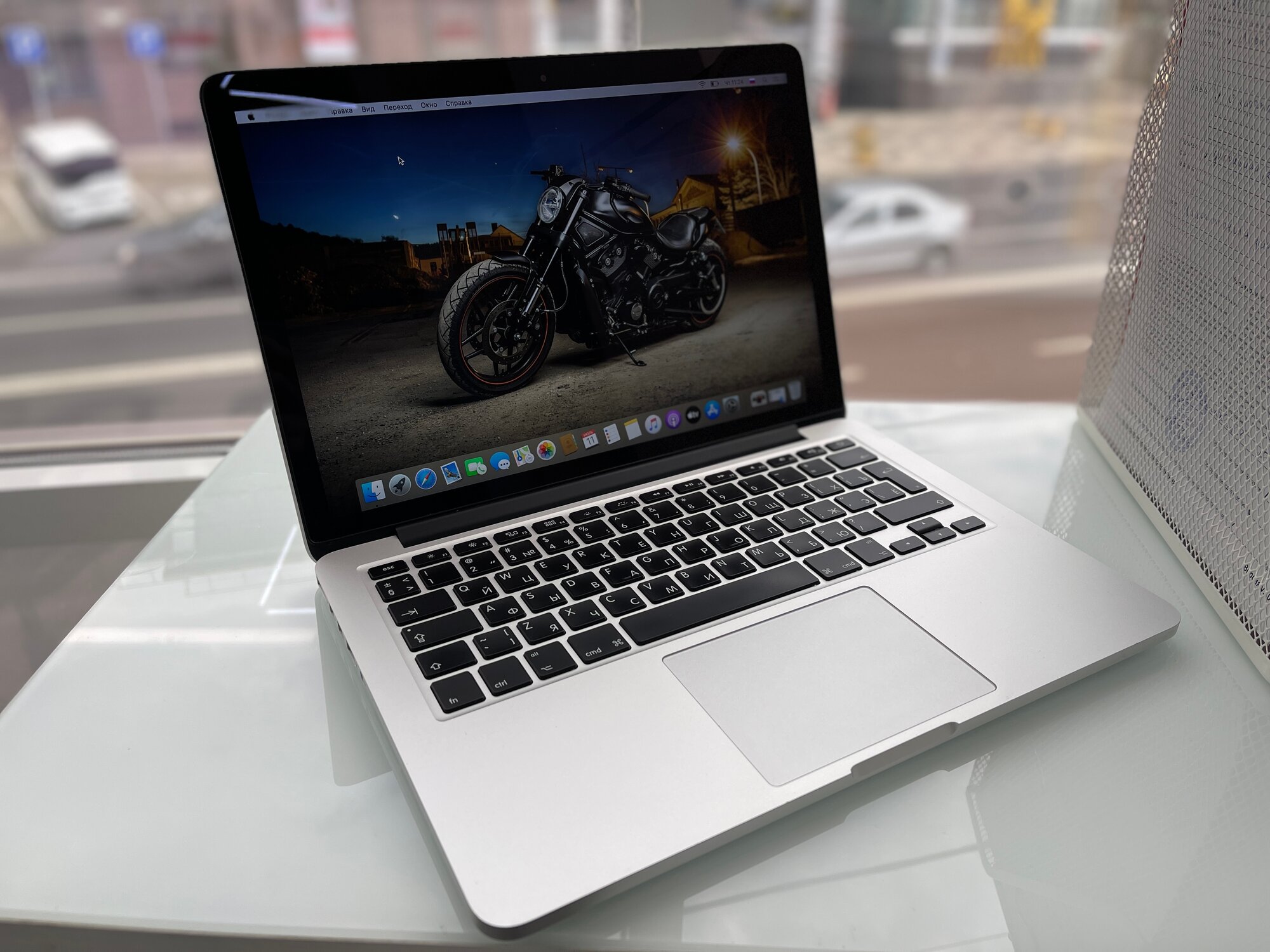 Ноутбук Apple Macbook Pro 13 2015 Retina A1502 (Производство 2015) Core i5 2.7Ггц x 2 ядра / Оперативная память RAM 8ГБ / Объем накопителя SSD 128GB / Silver