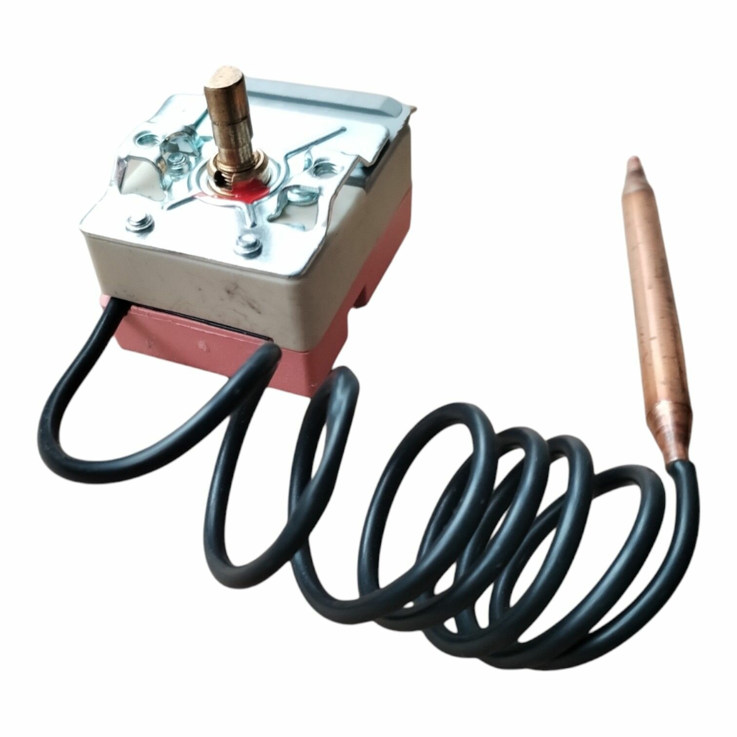 Термостат водонагревателя выносной.