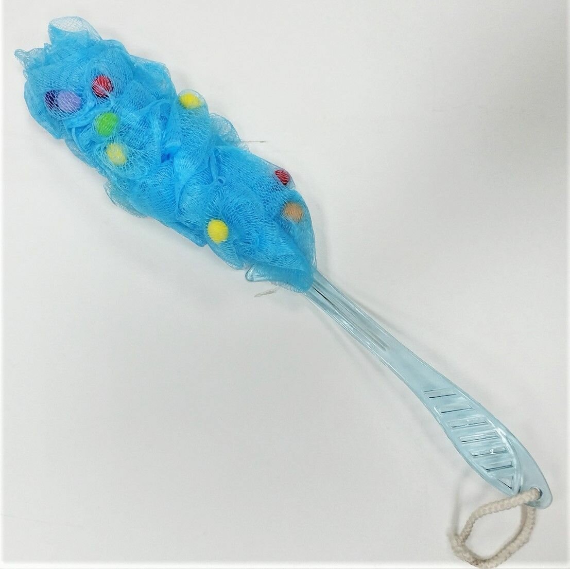 Мочалка для душа, на длинной ручке с цветными шариками голубой