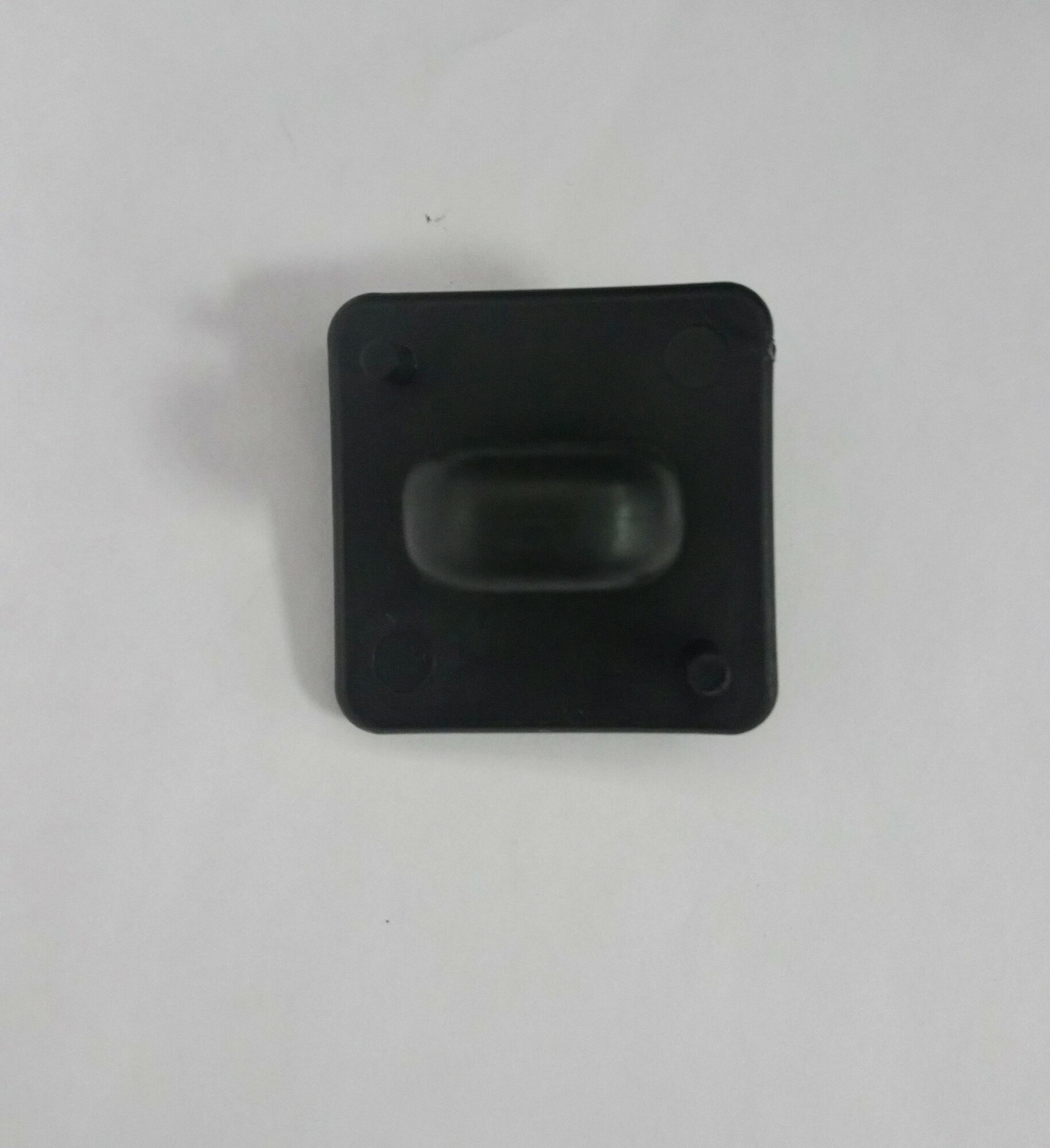 Кронштейн упора капота (квадрат) DAEWOO NEXIA, ESPERO GM-1 шт.