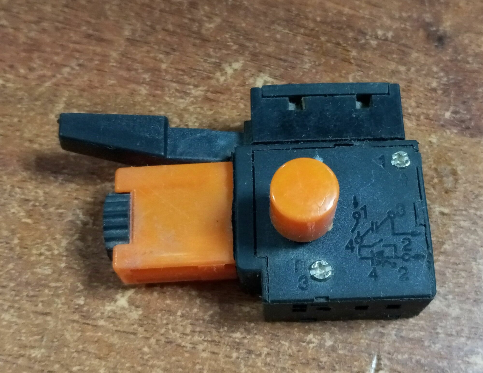 Выключатель дрели "Colt", мод.1305, реверс (144) 01200025