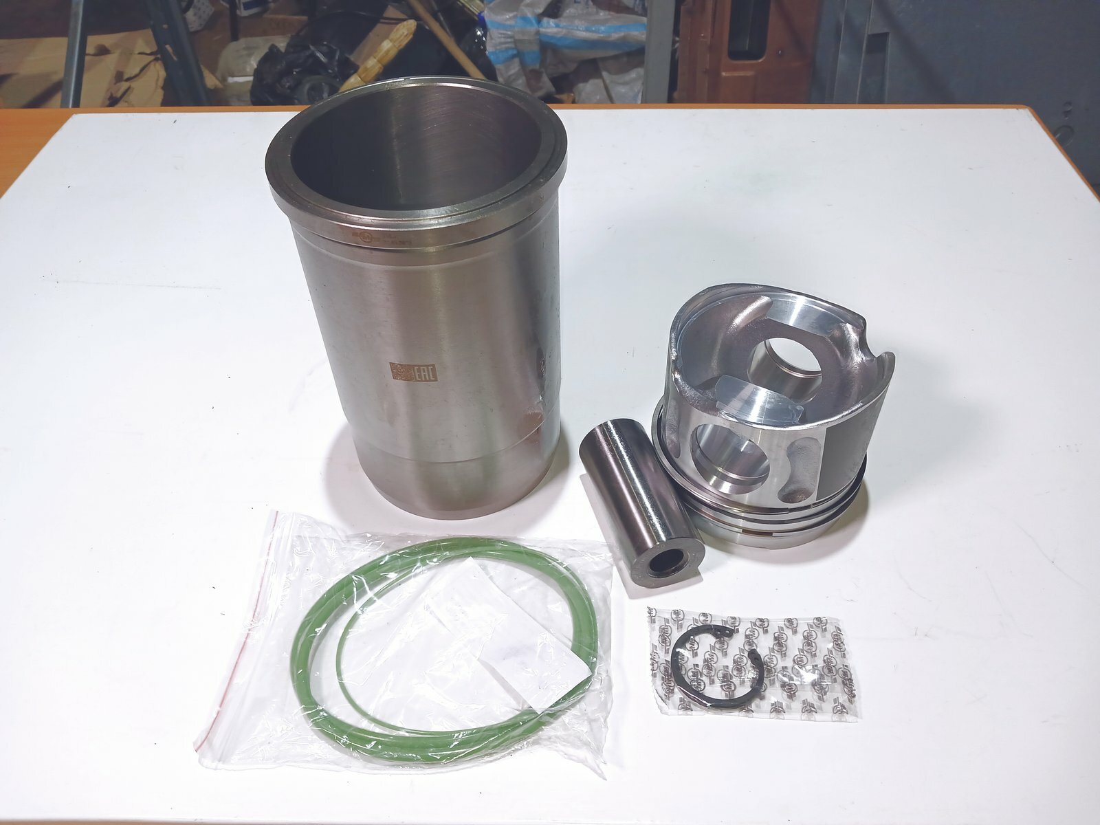 Гильза, поршень, кольца, палец КАМАЗ (КМЗ)