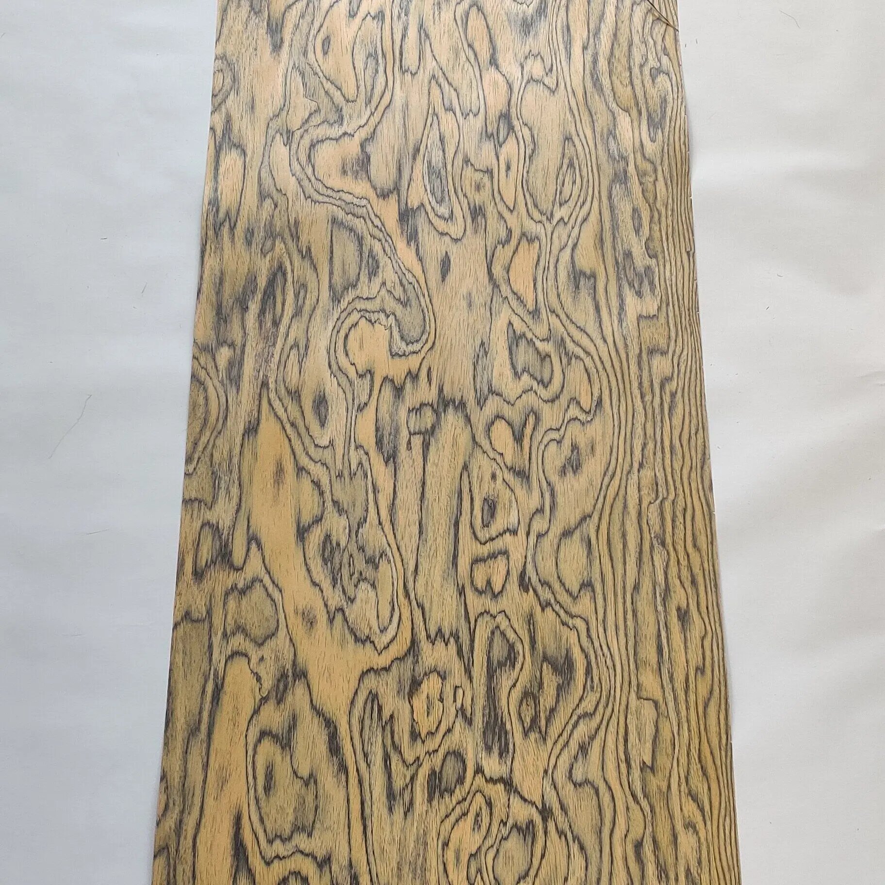 Vunir инженерный деревянный шпон готический Yellow Gothic-D4391C