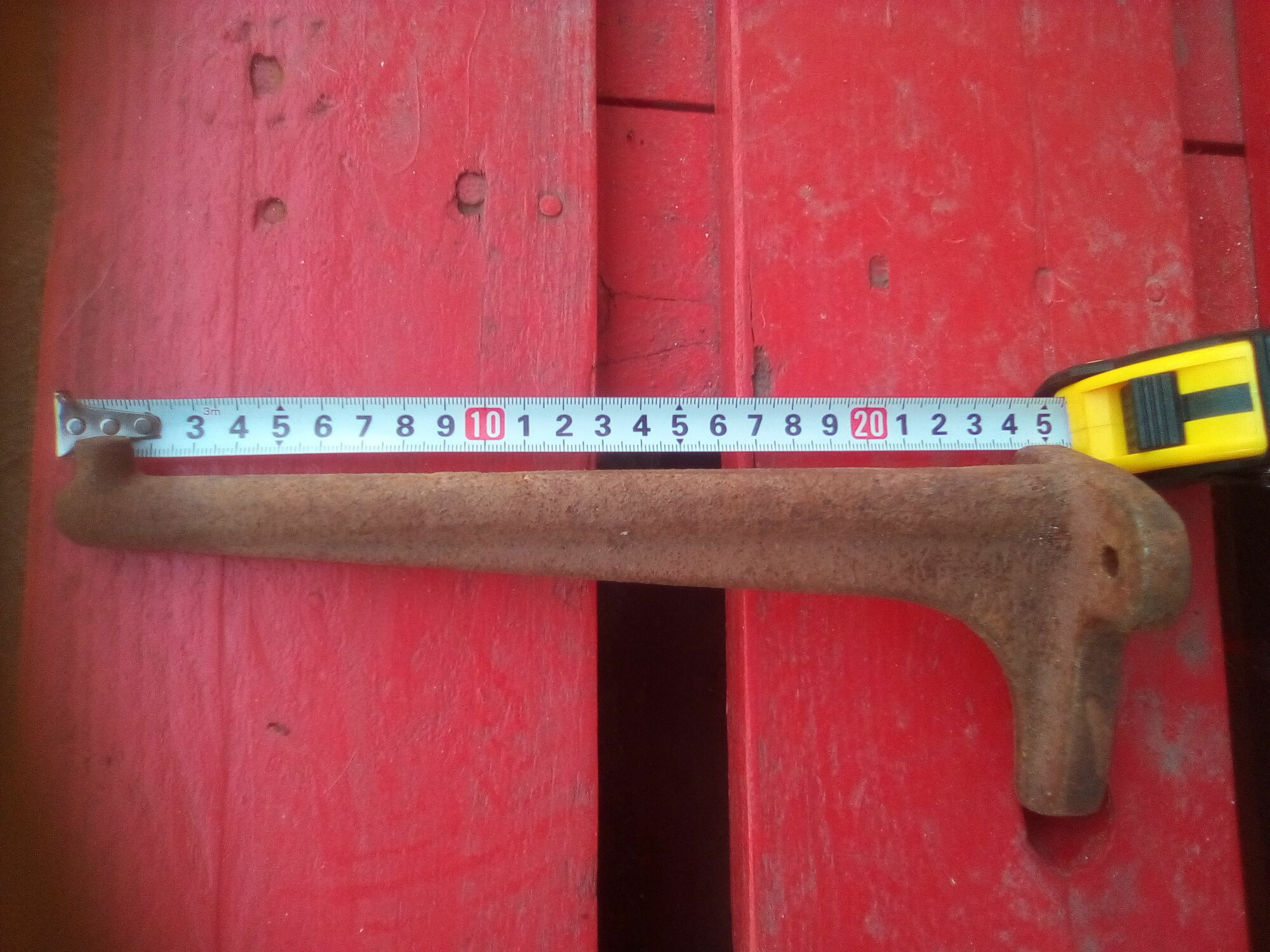 Кронштейн для умывальника малый чугунный L=250 мм УОМ, 2 отверстия для крепления к стене D=8мм