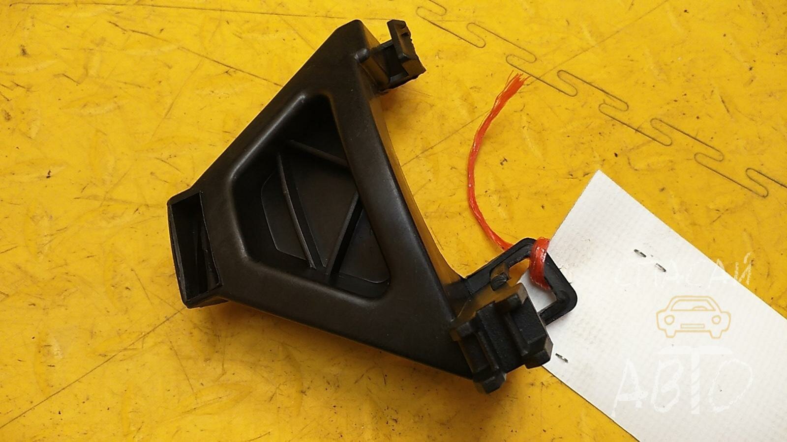 Кронштейн переднего бампера Focus II Ford ZVLQFKS079L