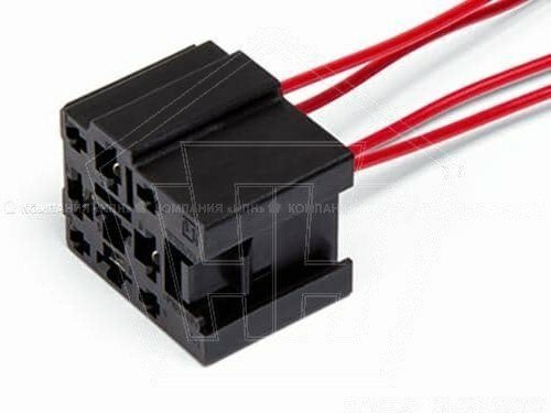 Колодка реле гнездовая ваз 2110-12 в сборе с 4 проводами с застежкой "cargen" (ax-340-3)