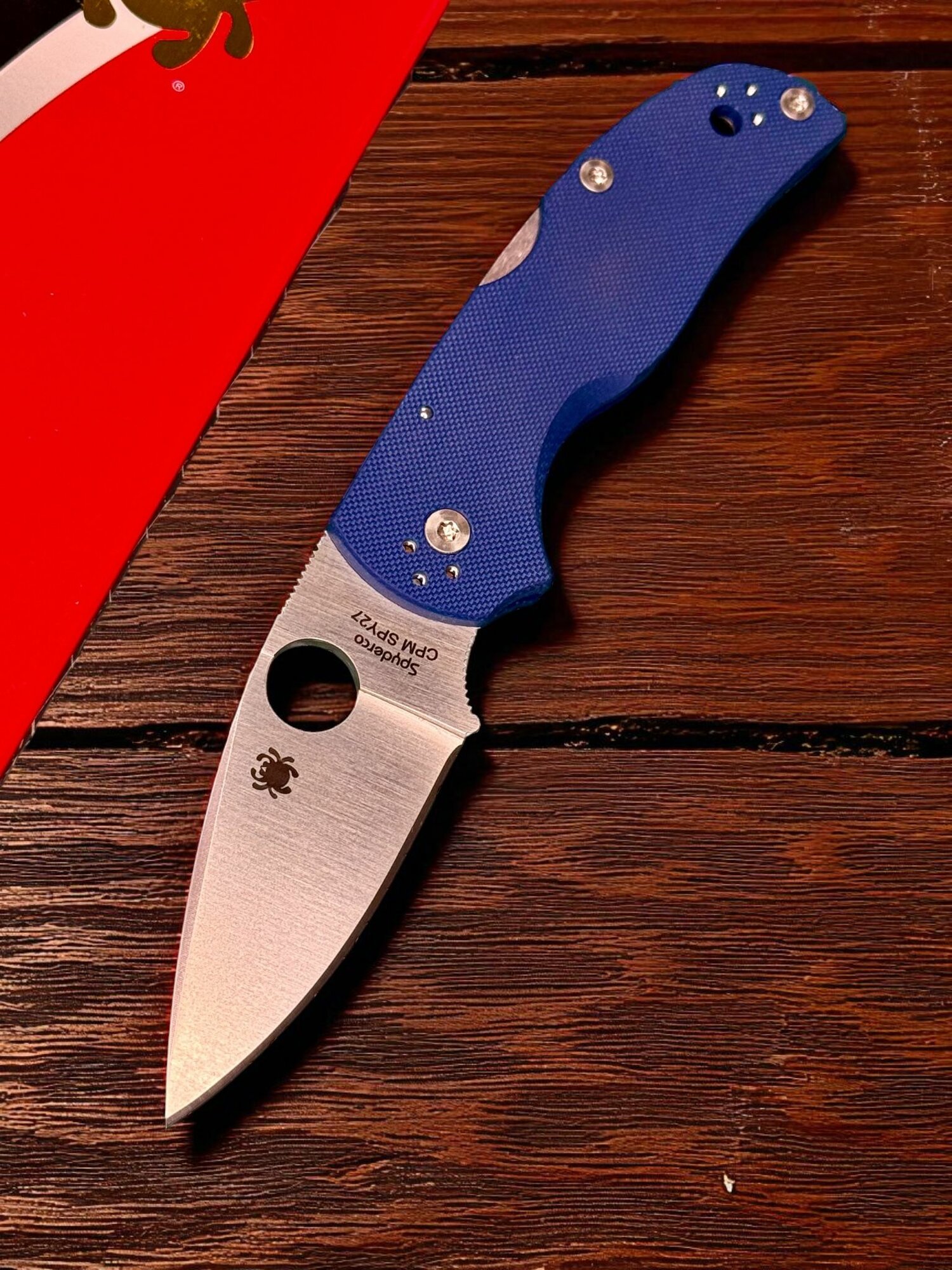 Нож складной Spyderco SC41GPCBL5 Native 5, CPM SPY 27 Blade, Cobalt Blue G-10 Handle