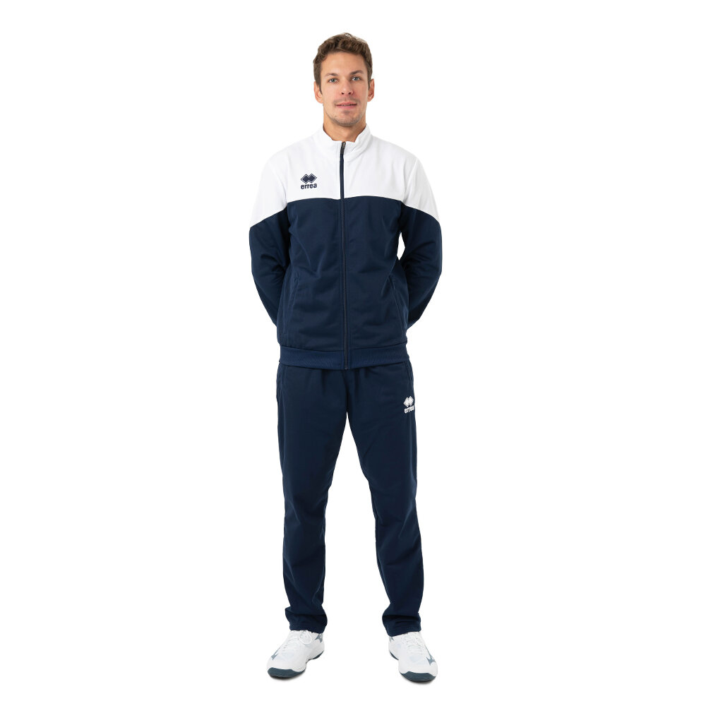 Костюм спортивный