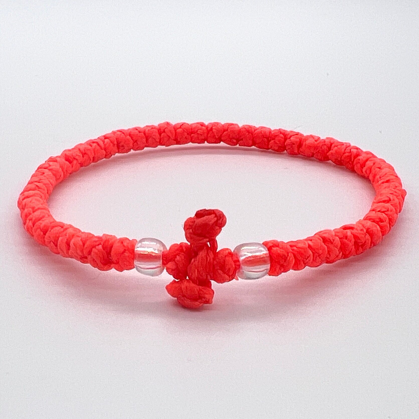 Плетеный браслет